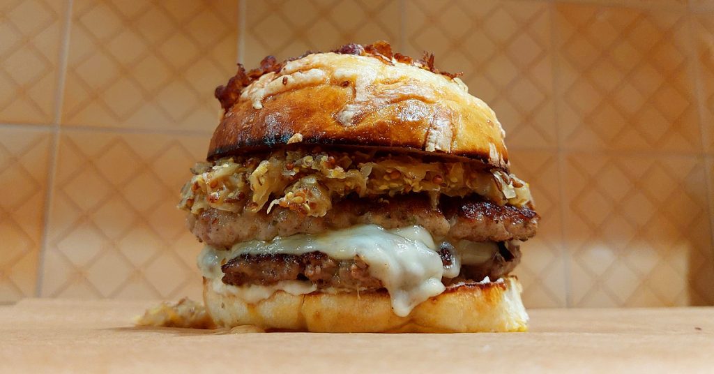 Polish Burger - przepis na polskiego burgera | Pan Zwałka